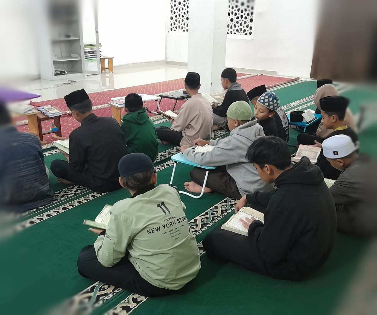 Al-Qur'an menjadi Rutinitas di SMPIT Dar An-Najah Islamic Boarding School Takengon - An Najah
